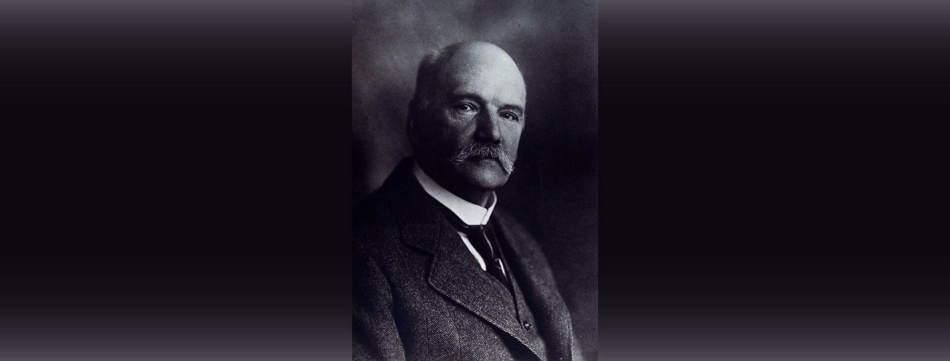 The discovery of DNA: the first building blocks